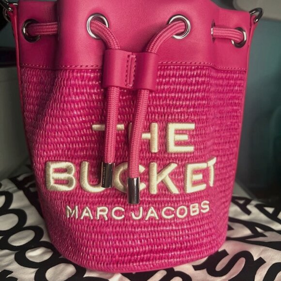 Marc Jacobs | Bags | Marc Jacobs The Bucket Bag Leather Woven Texture ...